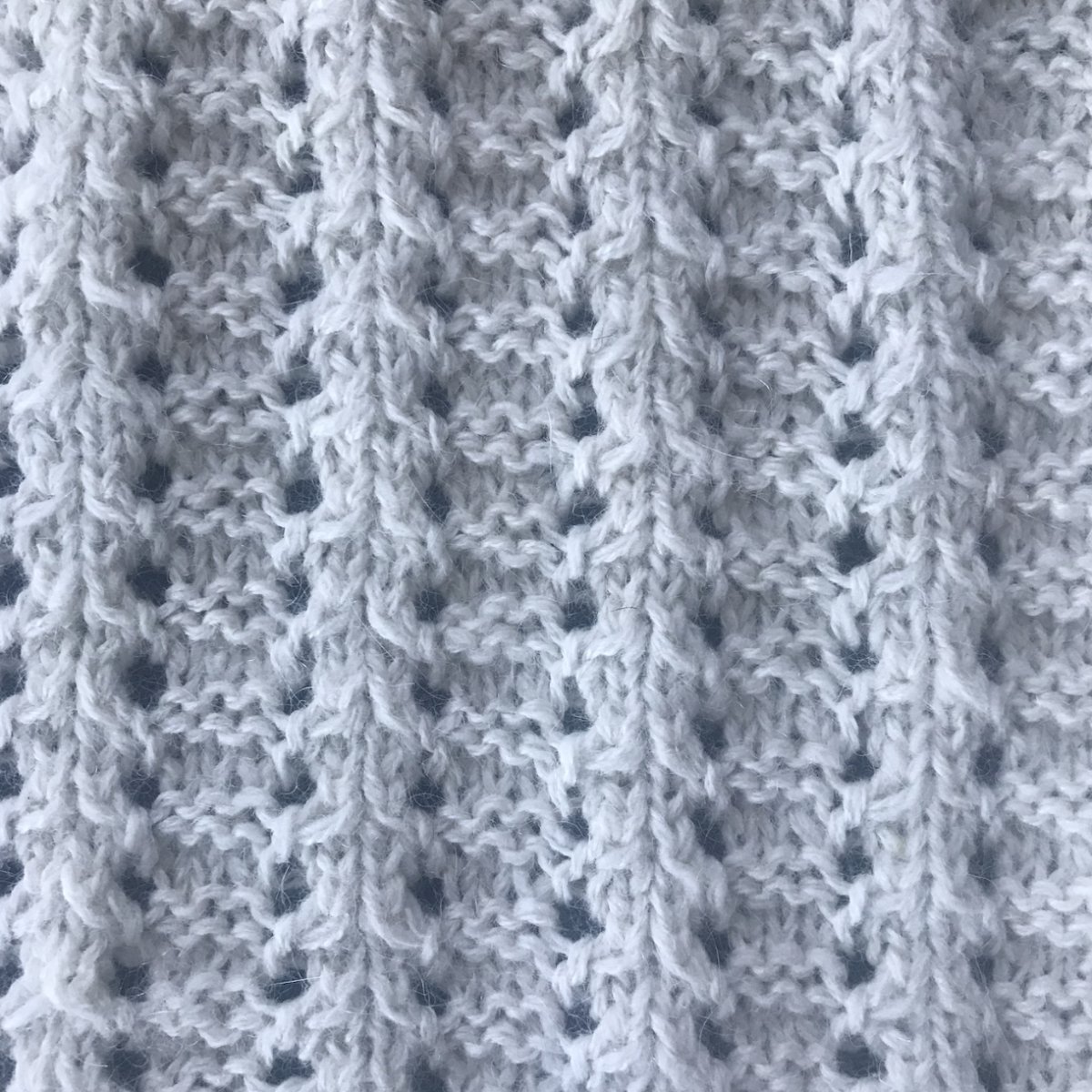 LUFTIG Babyteppe - PINNSVIN - Pinnsvin Design